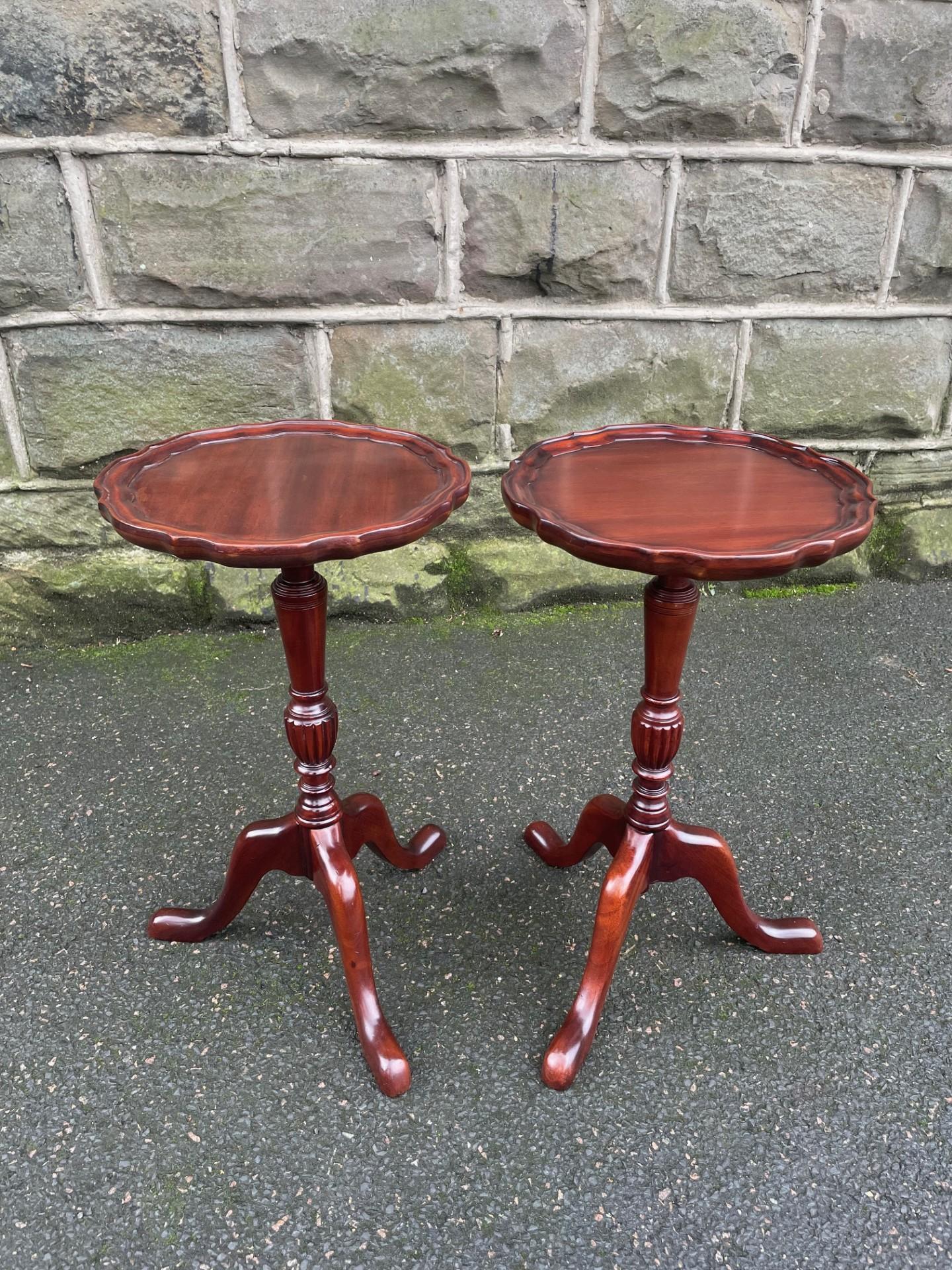 Pair of Antique Mahogany Tripod Wine Tables - SJW / LA559310