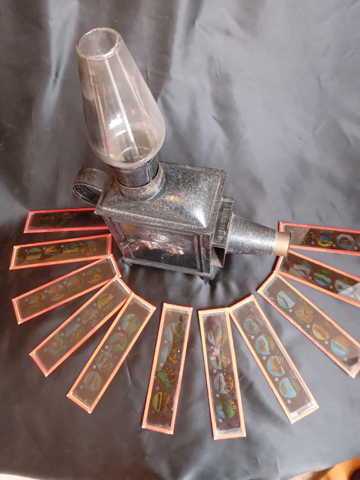 Victorian 'Magic Lantern' with 44 Slides! - Magic Lantern / LA422297 ...