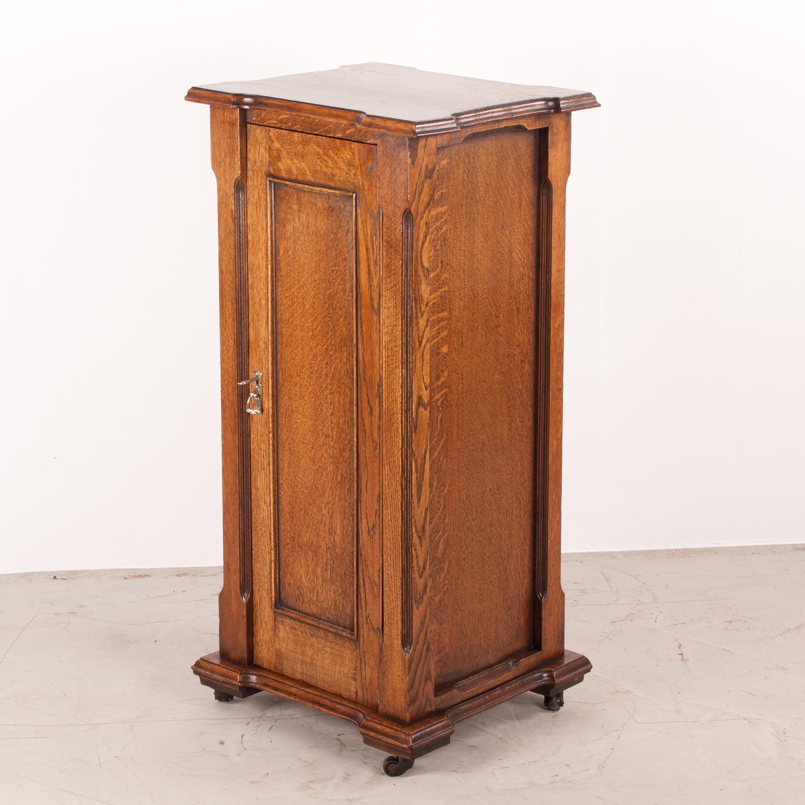 Oak Music Filing Cabinet - 1521 / LA560556