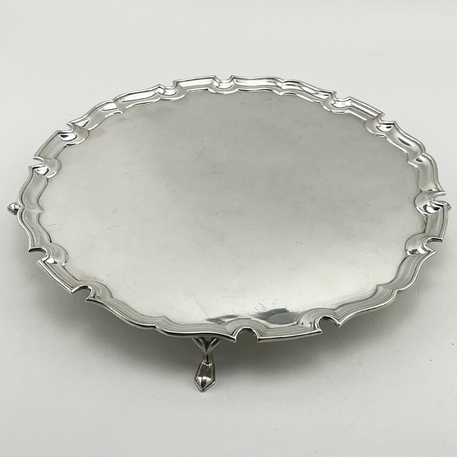 Good Gauge Sterling Silver Salver with Chippendale Border - SS-P70231 ...