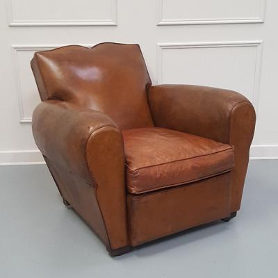 Antique Club Chairs for sale