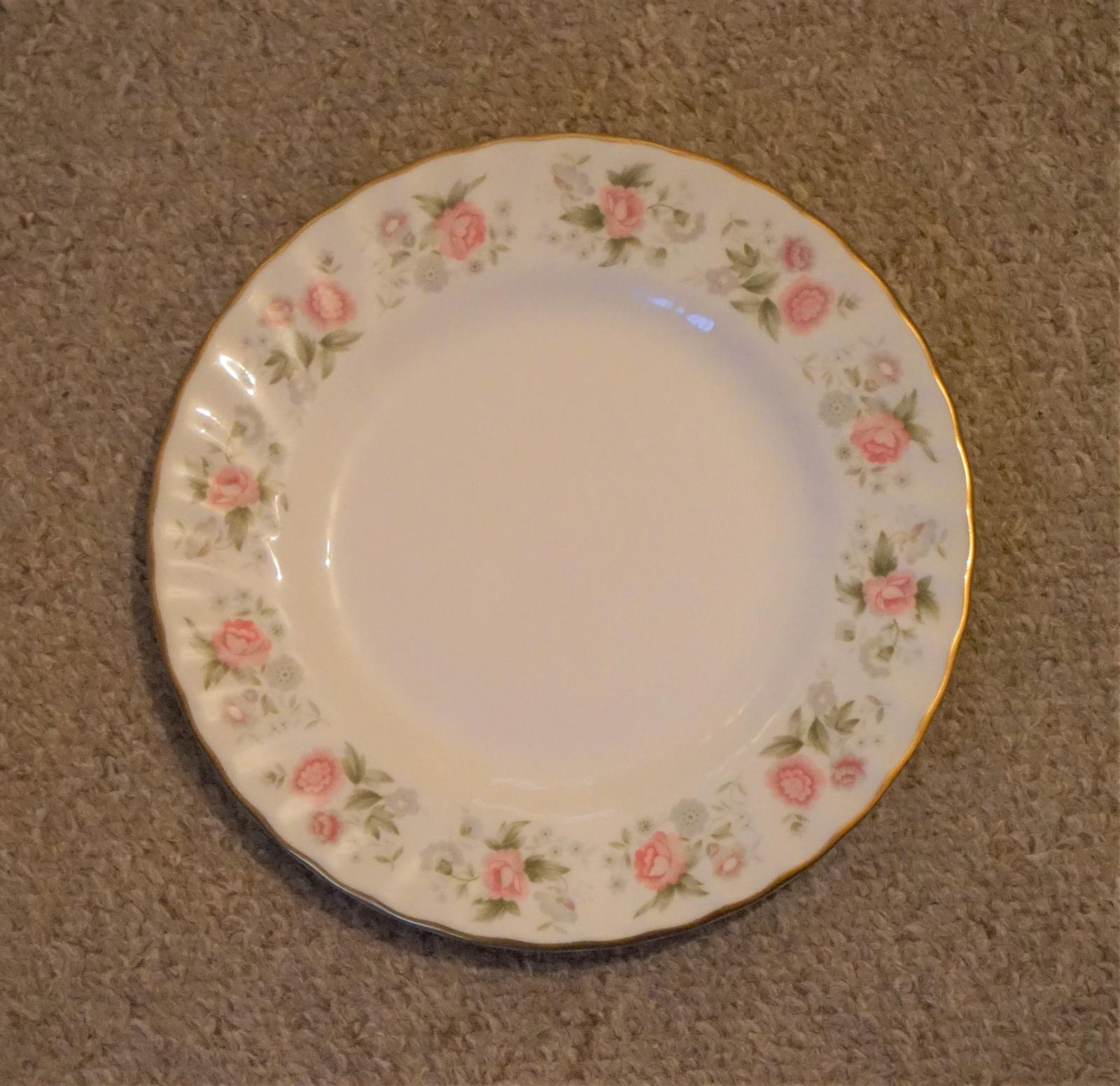 Minton 'Spring Bouquet' Set of Six Dessert Plates - K 3068 / LA434344