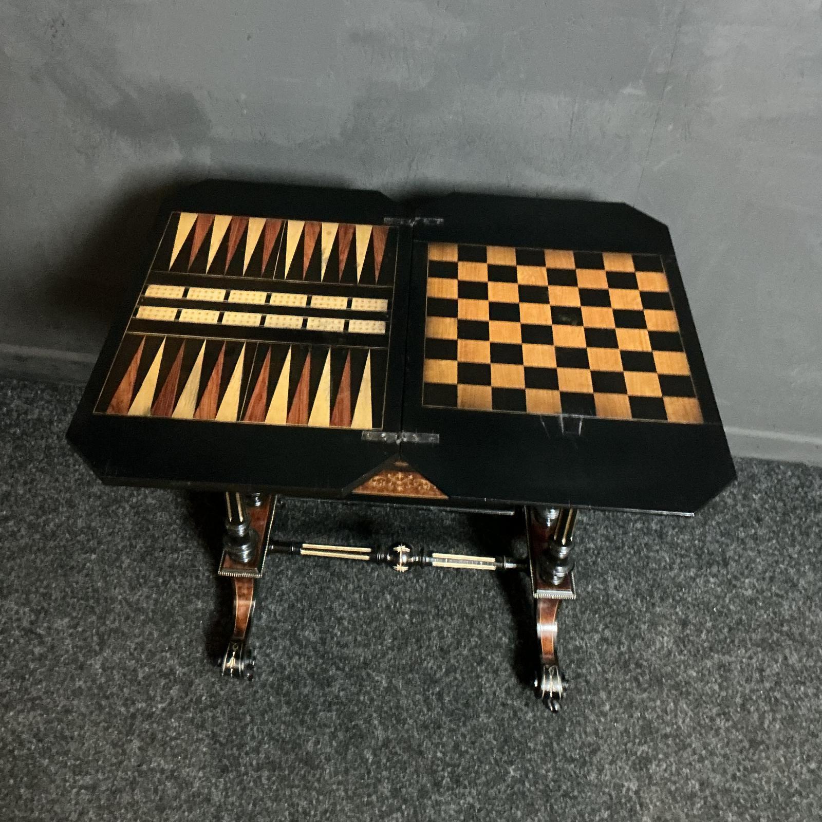 Victorian Games / Sewing Table - witchantiques / LA557759