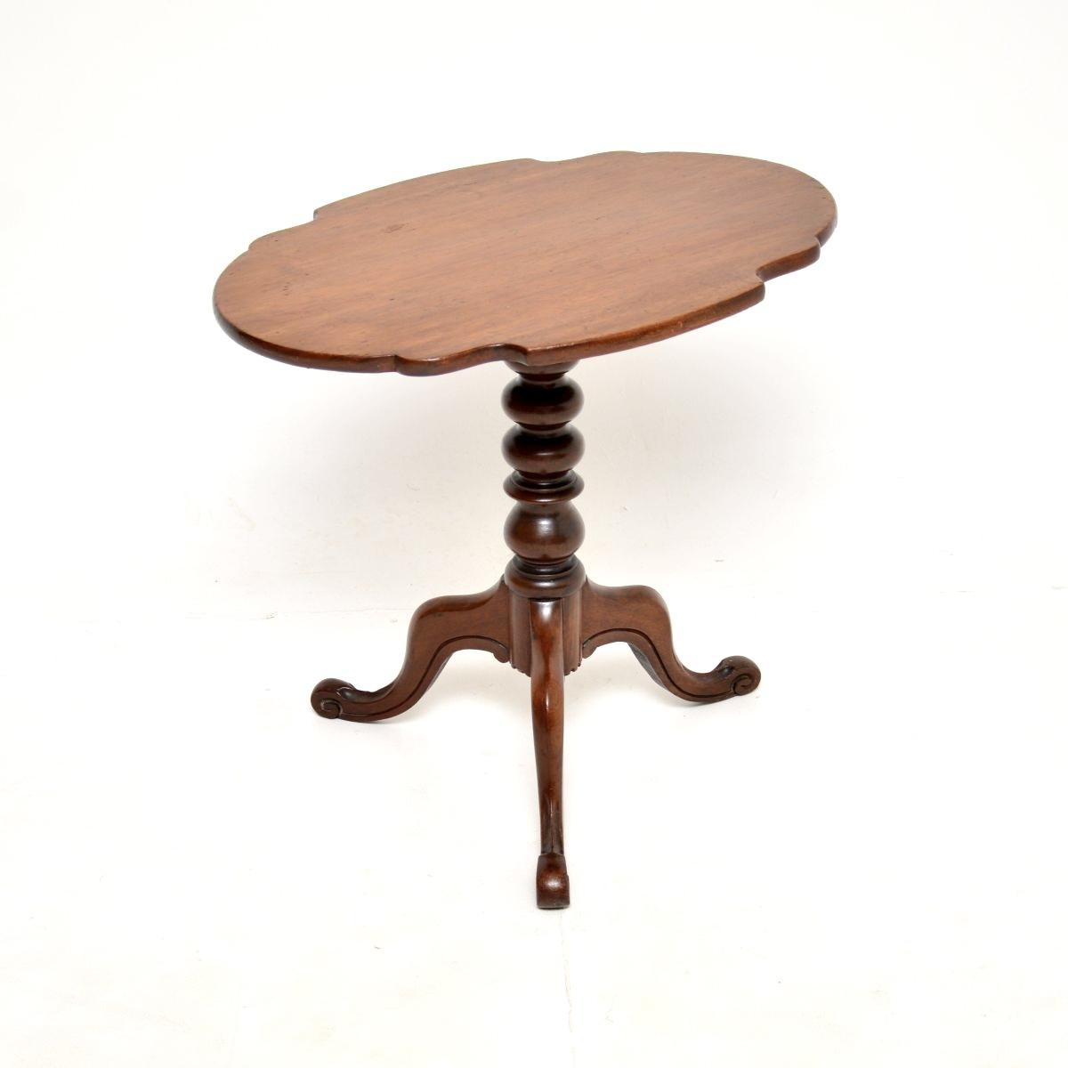 Antique Victorian Mahogany Tilt Top Occasional Table - 11887 / LA560727