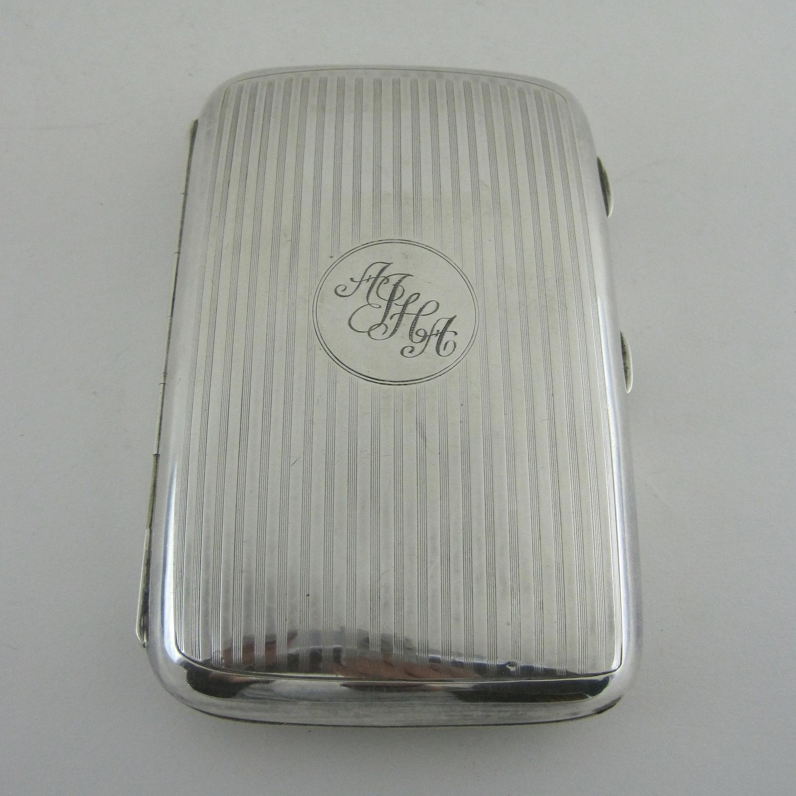 Smart and Good Quality Large Silver Cigar Case - SBOX-P09734 / LA444008